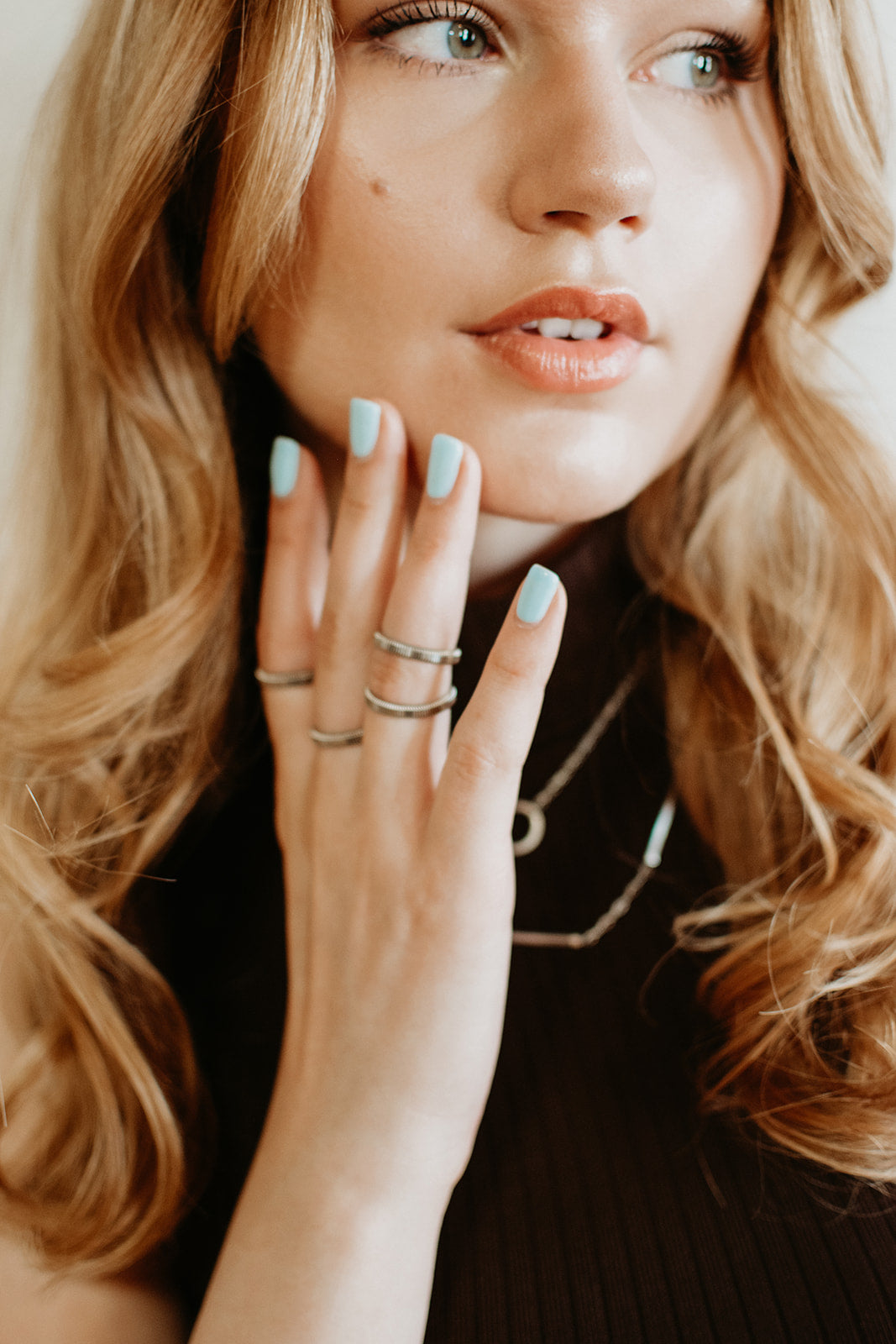 Guitar string jewelry made by women in recovery – Strings for Hope